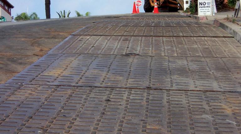 Trench Plates - Trench Shoring Company - Shoring, Trench Shoring ...