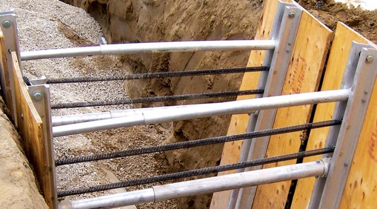 Aluminum Hydraulic Shores - Trench Shoring Company - Shoring, Trench ...